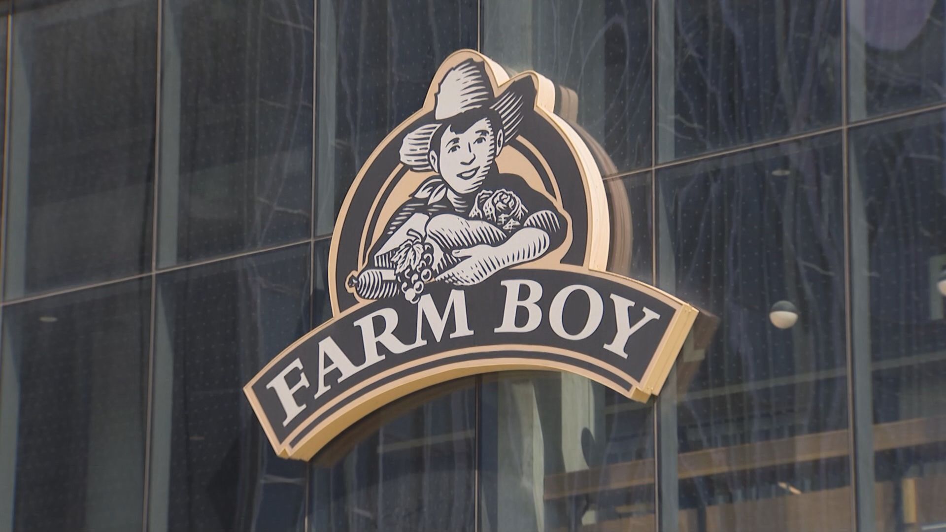 'It's their store now': Midtown Farm Boy employees say there's a mouse ...
