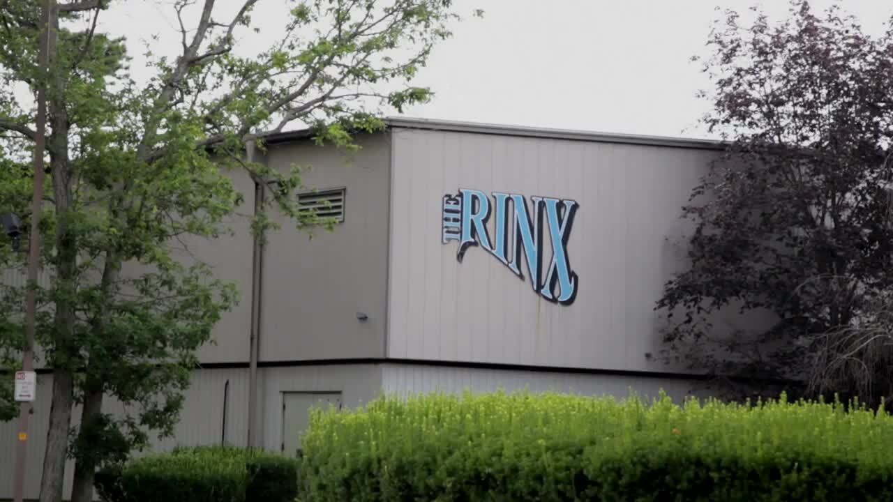 The Rinx - 10 Photos & 19 Reviews - Skating Rinks - 660 Terry Rd ...