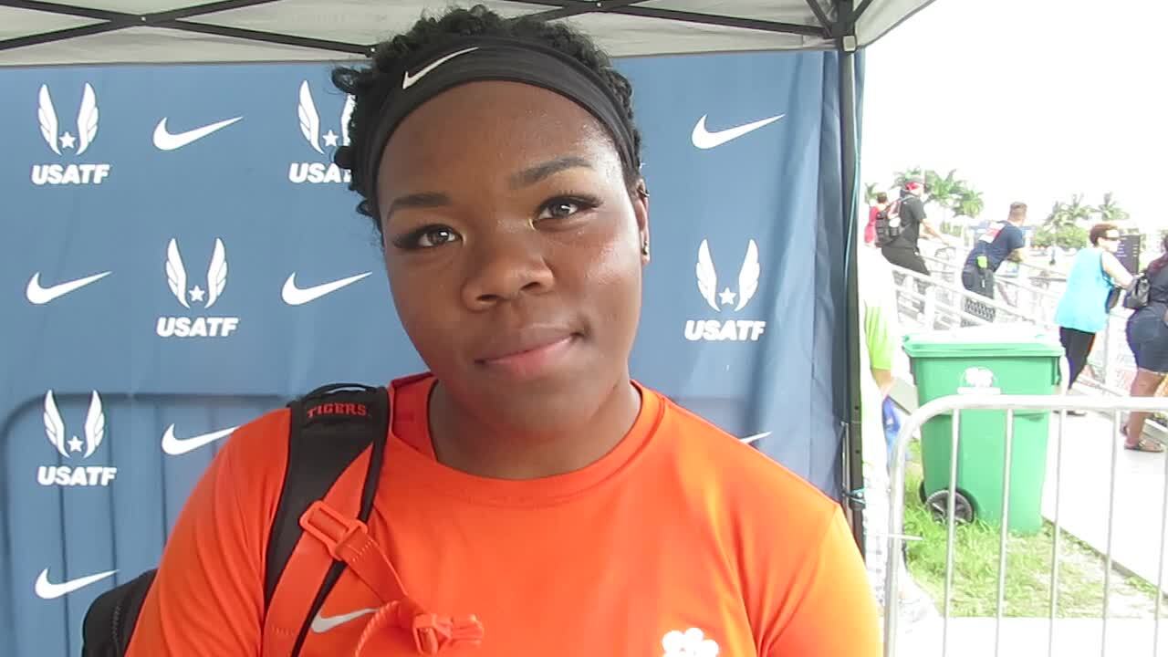 DyeStat.com - Videos - Lydia Olivere and Megan Worrel 1st and 2nd Place ...