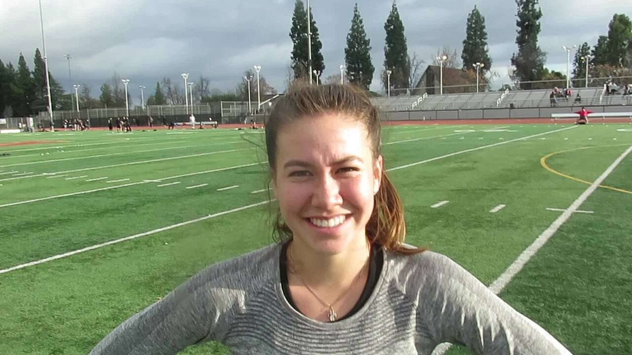 DyeStat.com - Videos - Robert Miranda of Atherton Menlo 1st Boys 3000m ...