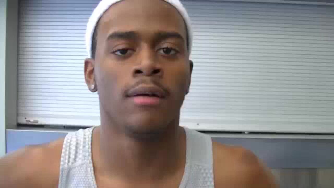 Jimmy Carnes Indoor Track and Field Meet - Videos - Ryan Clark Boy's 17 ...