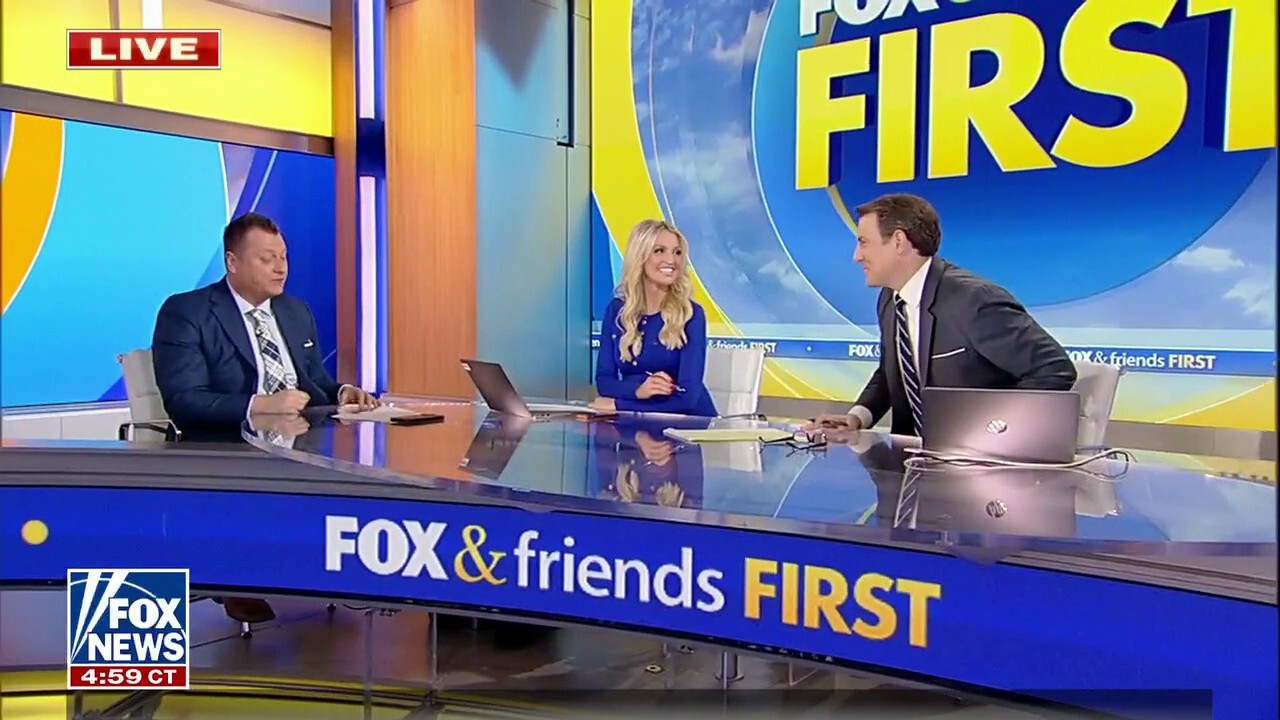 Jimmy To 'Fox & Friends First': Al Gore Is A Clown In Normal Size Shoes ...