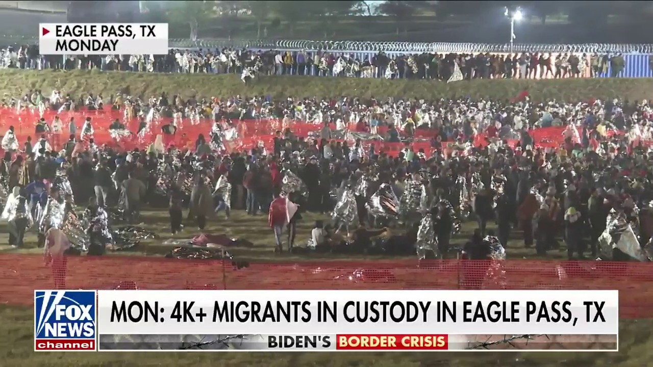Texas Border Sees New Migrant Surge Fox News Video