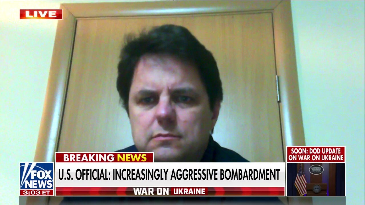 Ukraine professor pleads for air support as Putin shifts strategy to ...