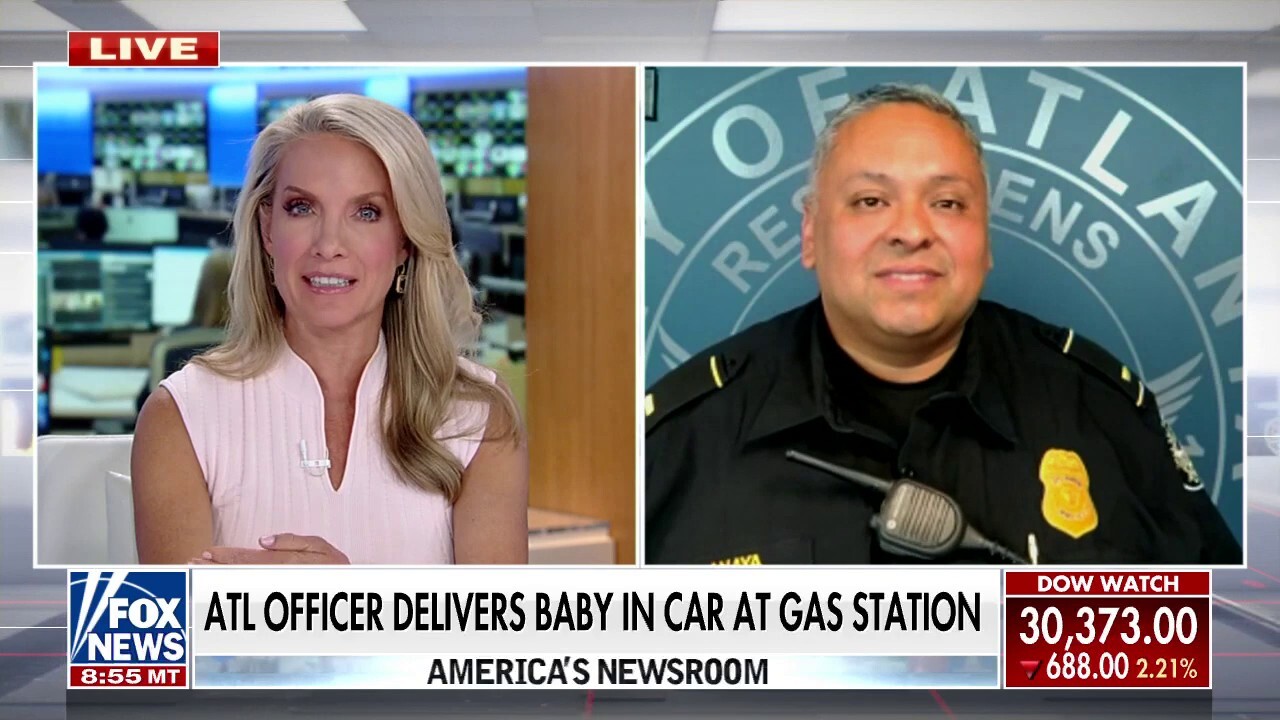 Atlanta police officer delivers baby in car at local gas station | Fox ...