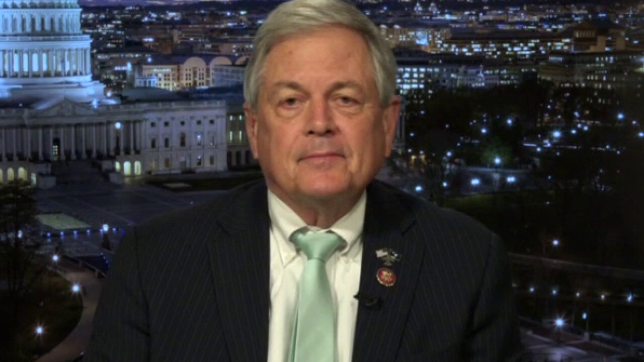 'Hypocritical' for Swalwell not to be replaced by Pelosi, explain ...