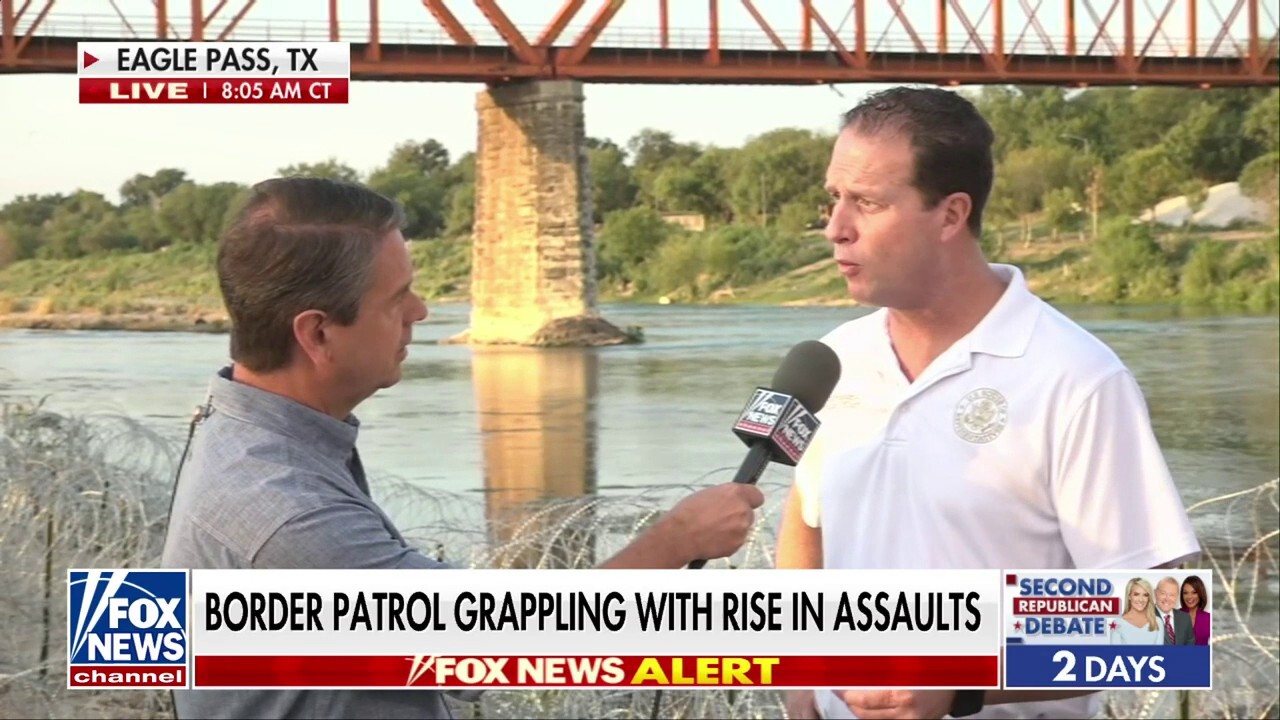 GOP lawmakers travel to southern border to witness 'epicenter' of ...