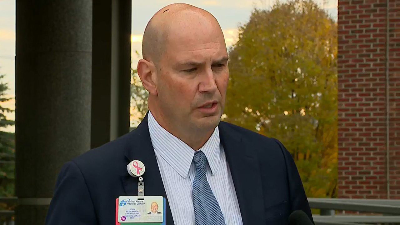 Watch Live Hospital Officials Give Update On Maine Mass Shooting