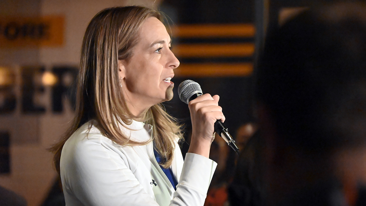WATCH LIVE: Democratic NJ gubernatorial candidate Mikie Sherrill holds ...