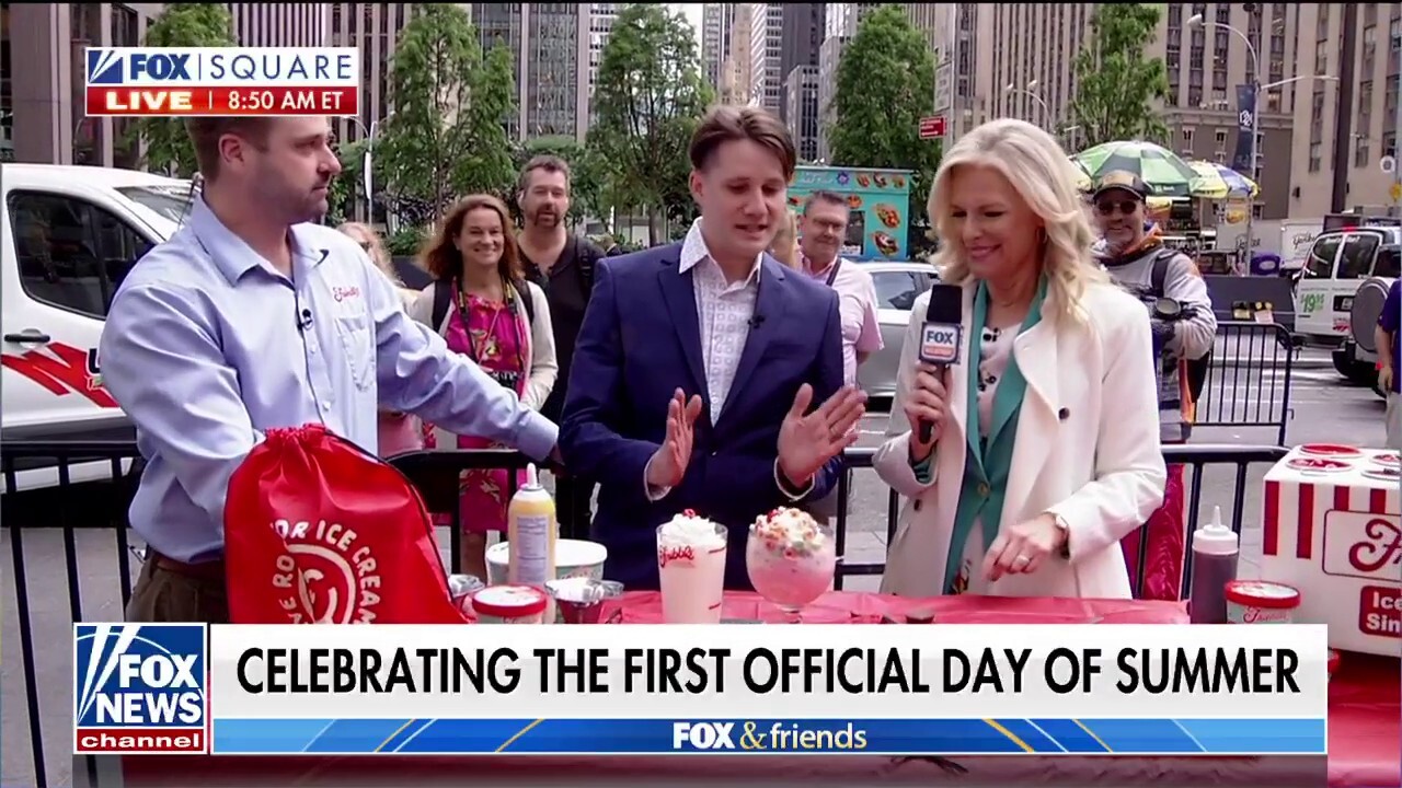 Friendly’s ice cream unveils new sundaes | Fox News Video