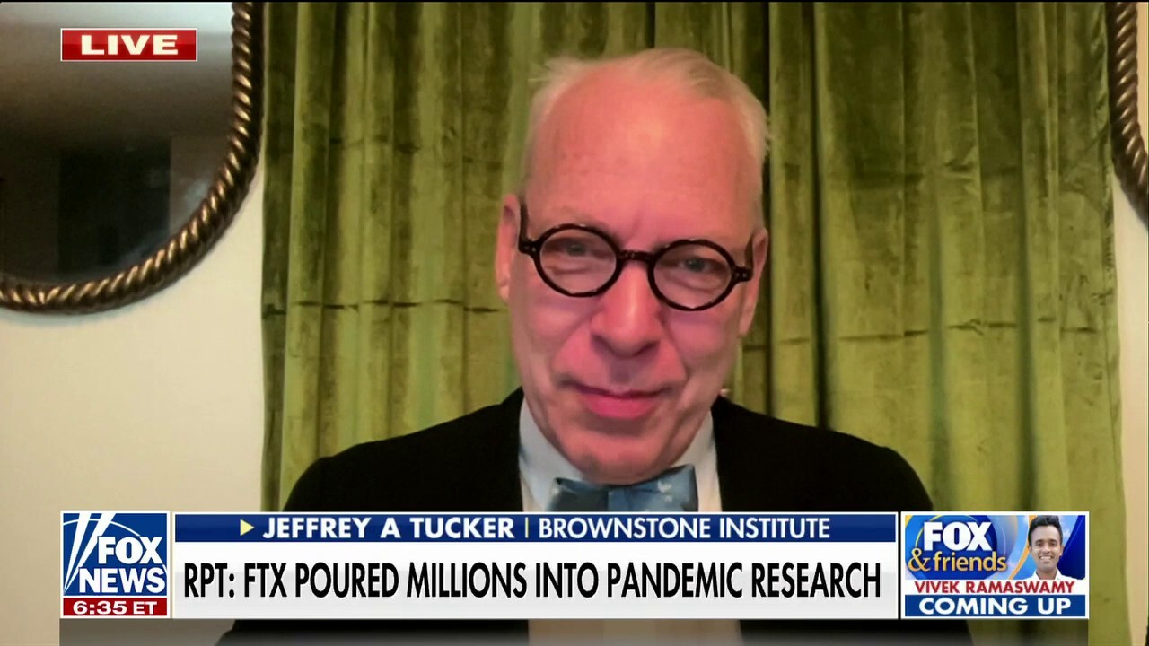 FTX story keeps getting 'crazier': Jeffrey Tucker | Fox News Video