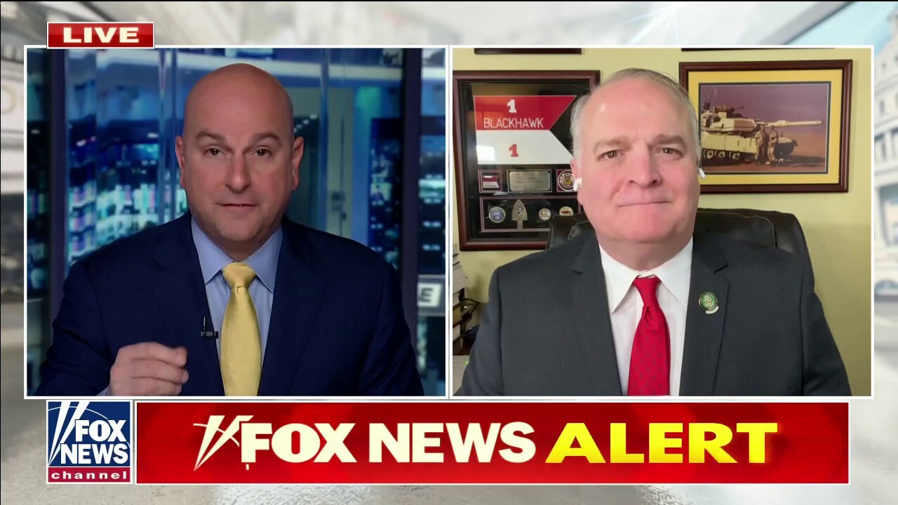 Lt. Colonel Danny Davis: US should declare neutrality amid Russia-Ukraine tensions | Fox News Video