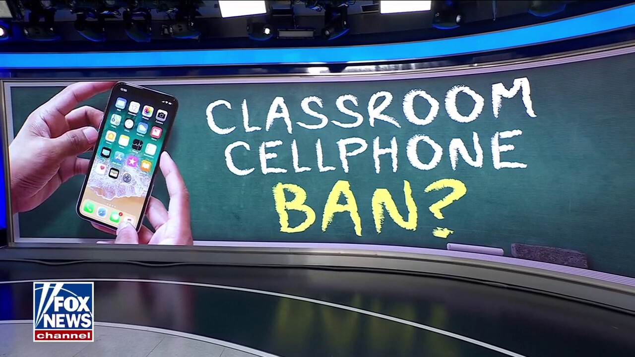New York Weighing Cellphone Ban In Classrooms Fox News Video