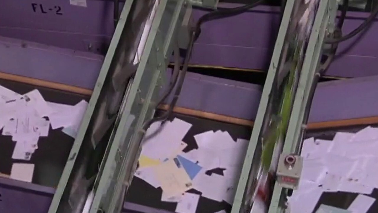 Eric Shawn: View from behind the post office counter | Fox News Video