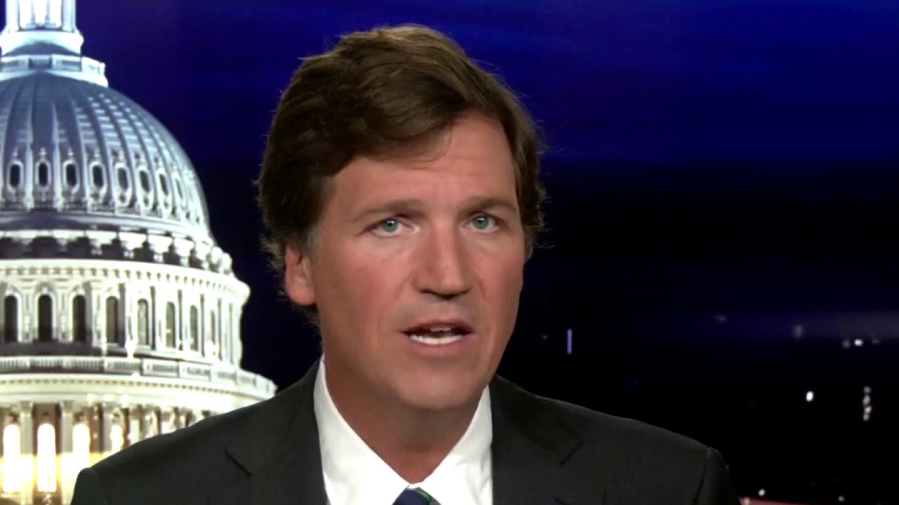 Tucker: Why hasn't DOJ stepped in to stop chaos? | Fox News Video