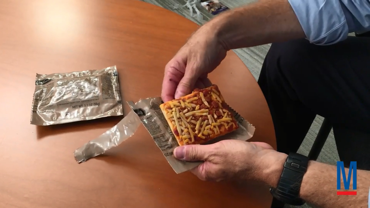 Unboxing: New Pizza MRE | Military.com