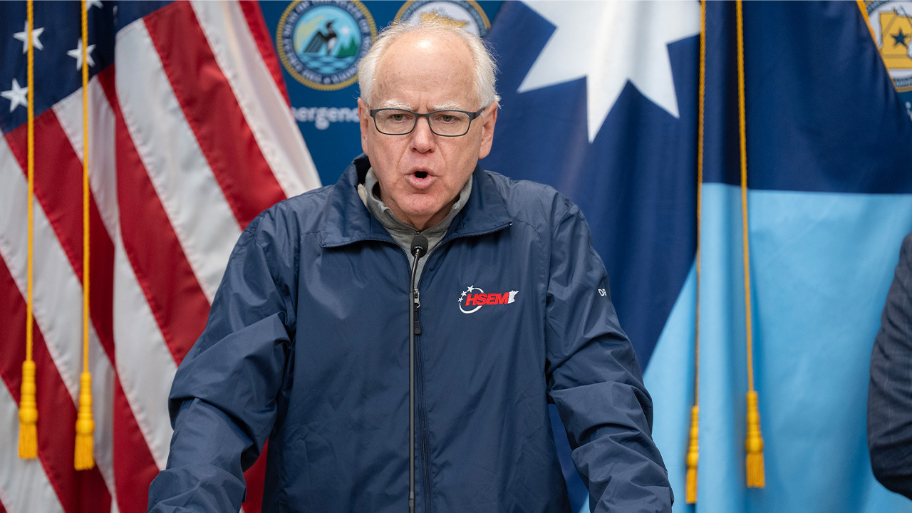 WATCH LIVE: Minnesota Gov. Tim Walz holds news conference | Fox ...