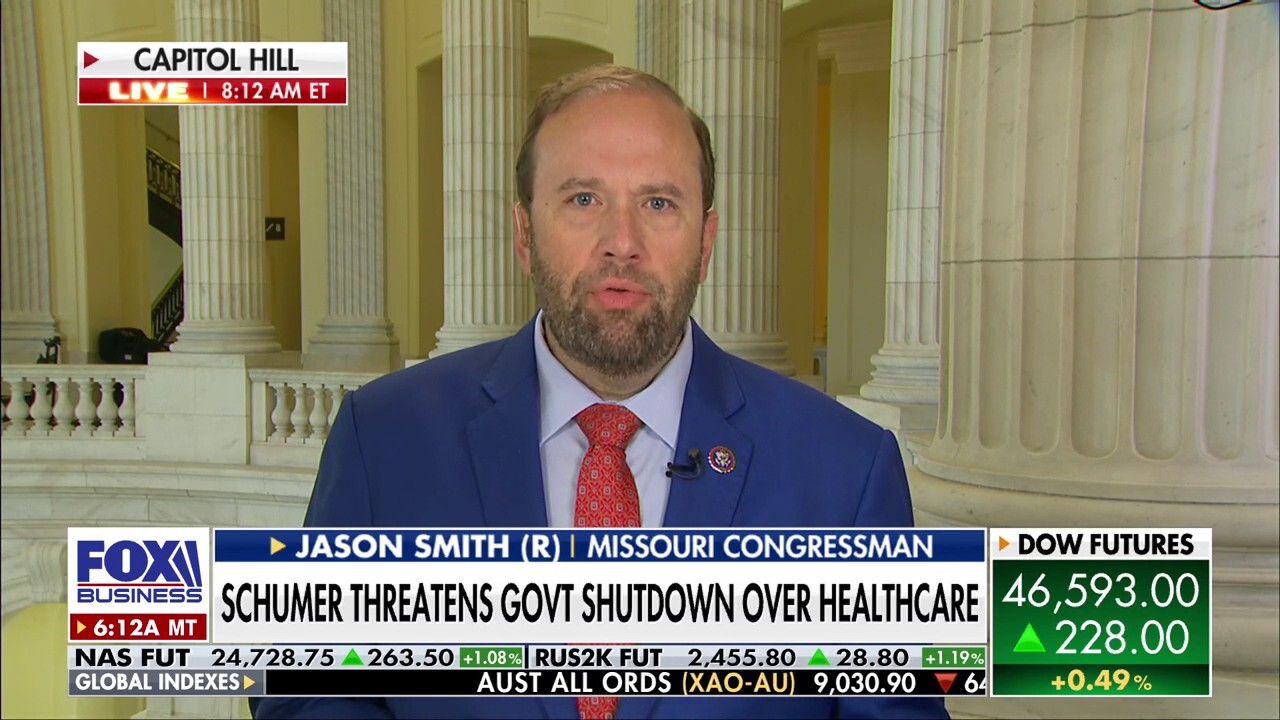 Lawmakers race to avoid government shutdown amid healthcare dispute | Fox Business Video